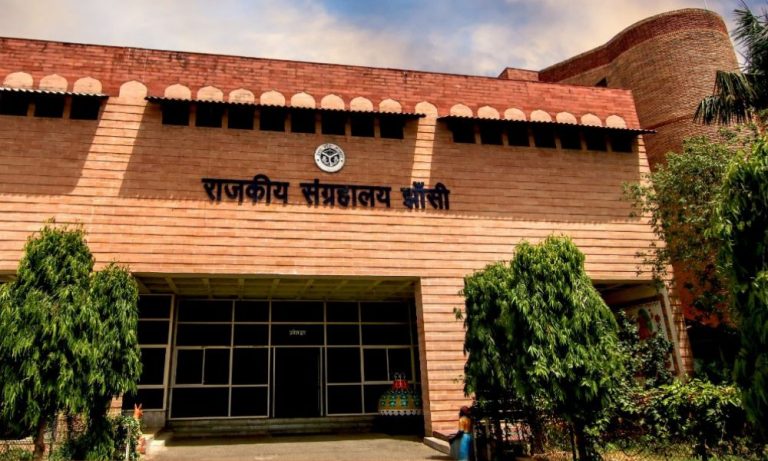 Top 9 Historical Places To Explore In Jhansi - People Places