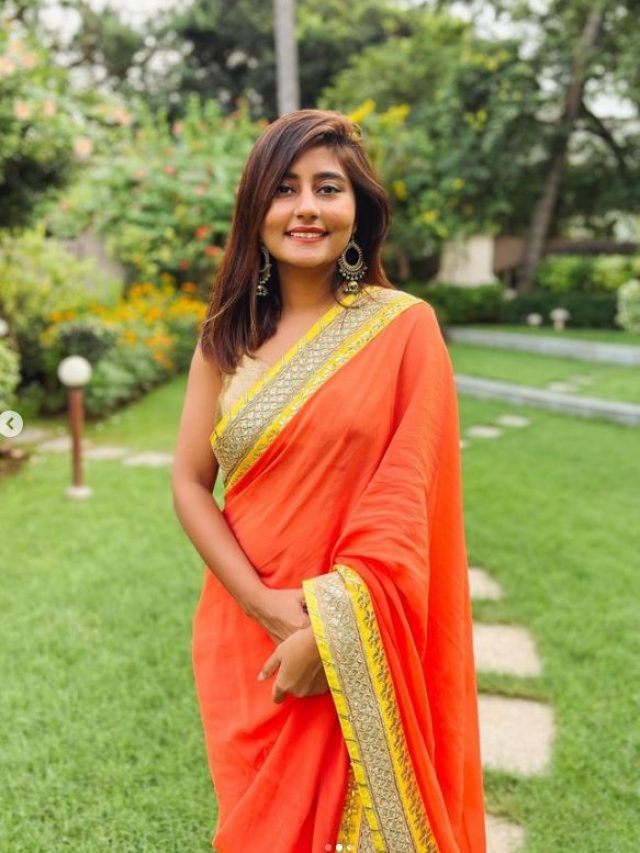 Who Is Kritika Goel? Know More Facts About The Youtuber! - People Places