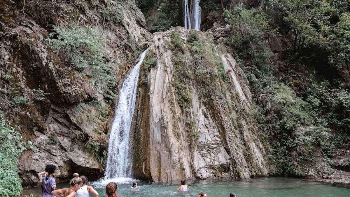 The Most Interesting Sights And Places To Visit In Rishikesh - People ...