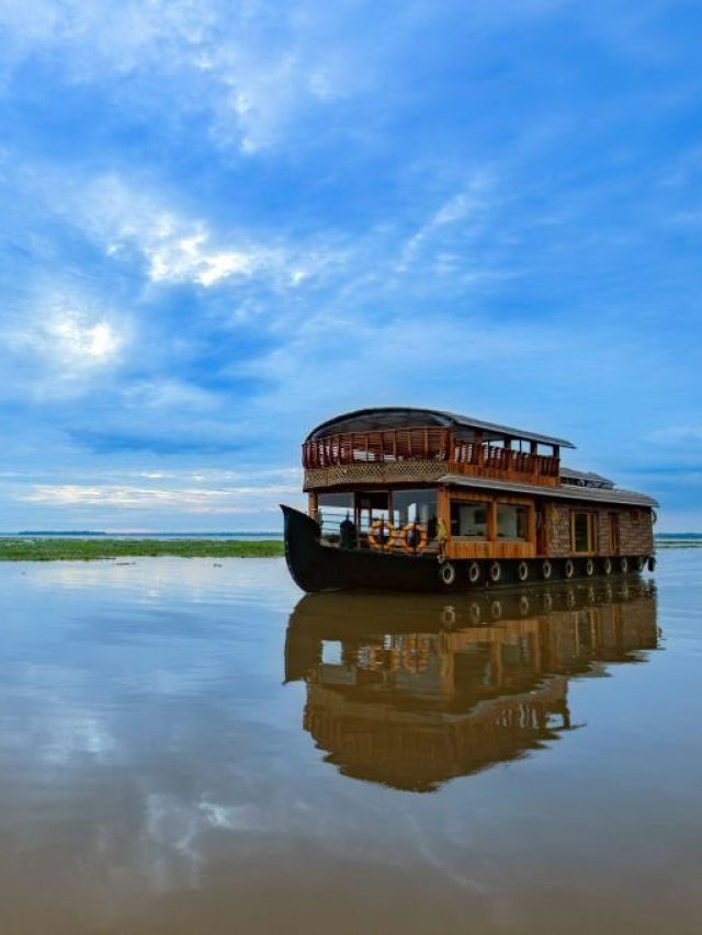 Kumarakom: A Stunning Backwater Destination! - People Places