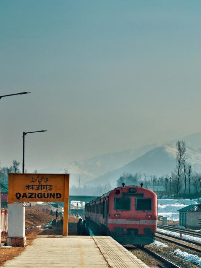 Explore The Gate Way Of Kashmir, Qazigund! - People Places