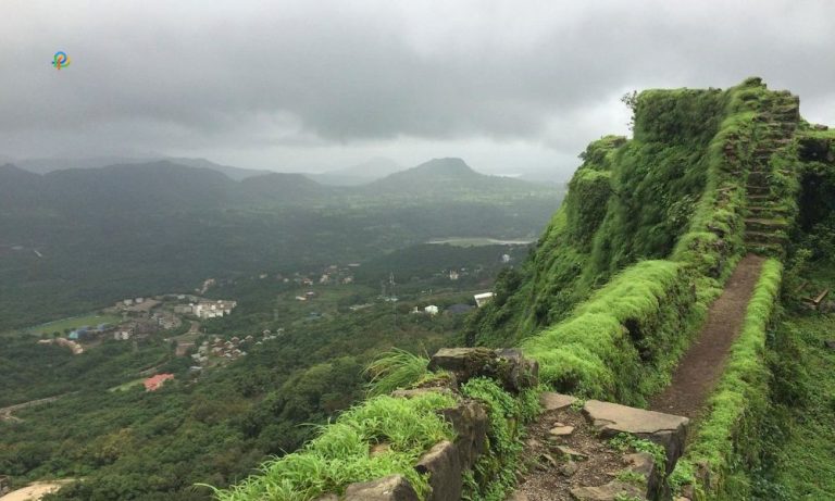 Majestic Maharashtra: Discover The Top 10 Forts Of The State! - People ...