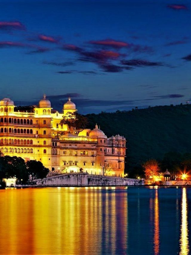 Night Life In Udaipur: Explore These Places! - People Places