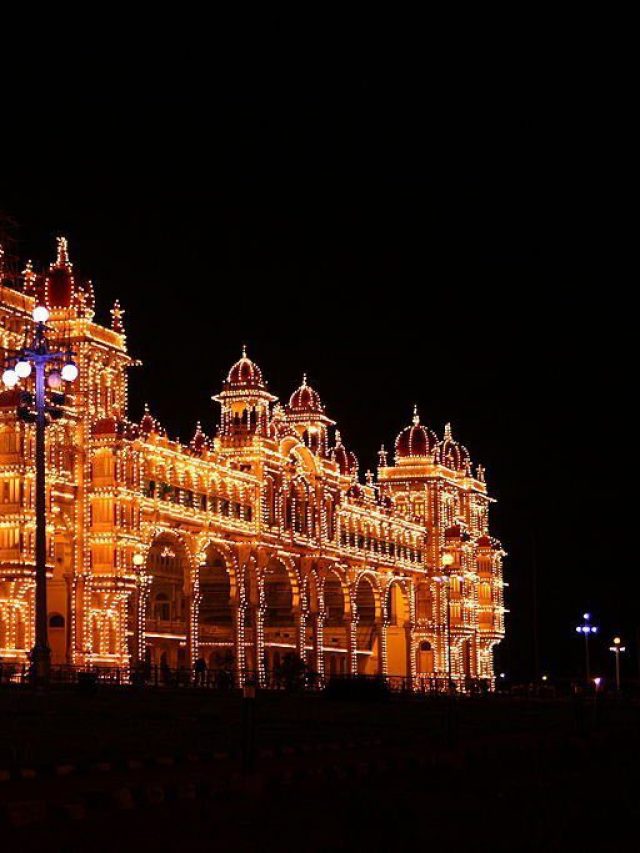 Top 10 Most Stunning Royal Palaces In The World! - People Places